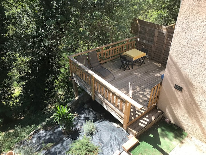 Petit Coin De Nature En Ardèche Les Romarins - Alba-la-Romaine