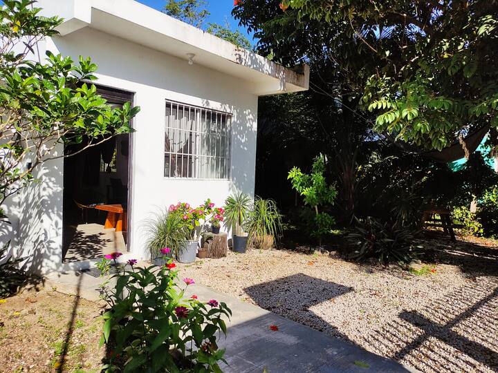 **Estudio Privado Con Estacionamiento** - Bacalar