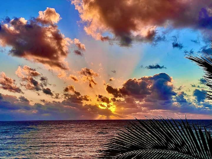 Beachfront Ph Bliss, 2 Pools Sleeps 1-14 Akumal Mx - Akumal