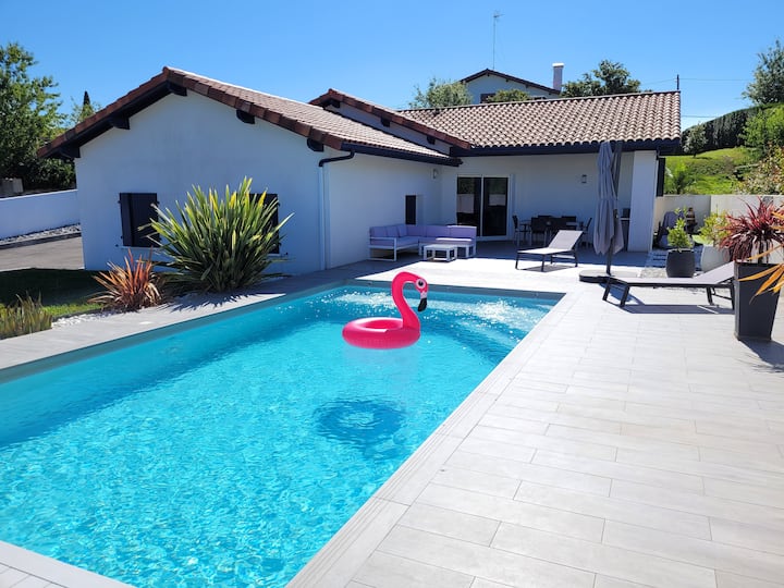 Maison Avec Piscine Chauffée Pays Basque - Ustaritz