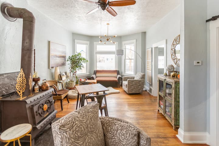 Fairpark Farmhouse 
Upstairs - Salt Lake City, UT