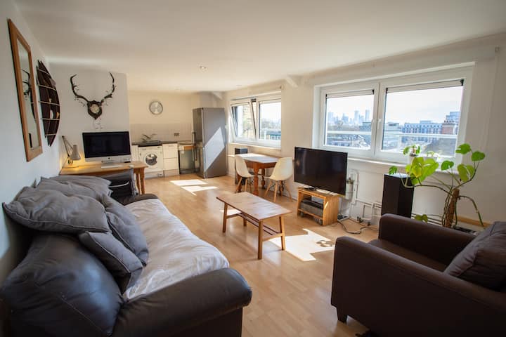 Amazing Central East London 2 Bedroom Flat - Lontoo