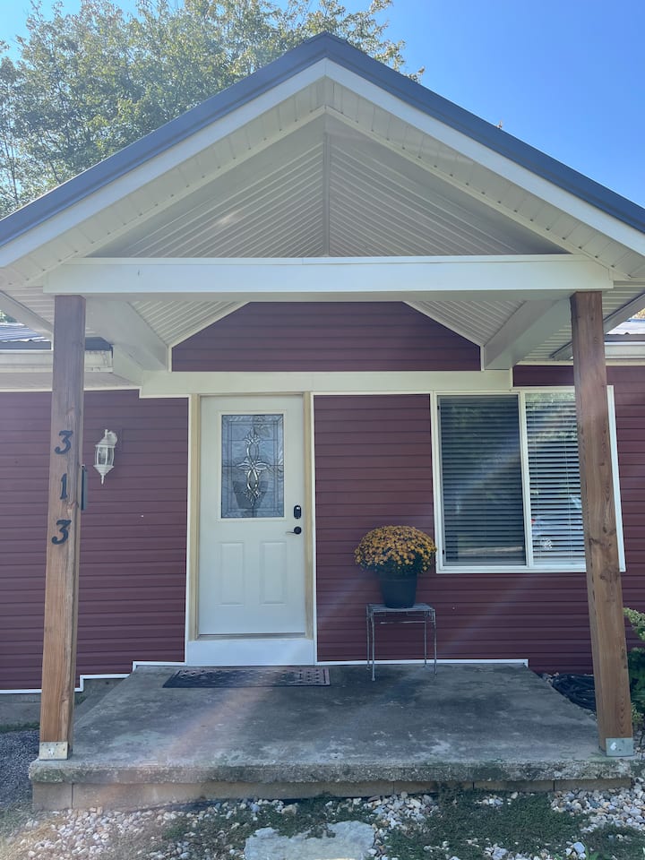 Modern Home With Covered Back Porch - Bloomington, IN