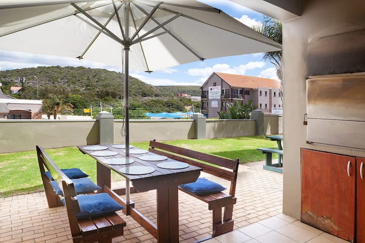 Estoril Villa 32 - Family Friendly Beach Apartment - Mossel Bay