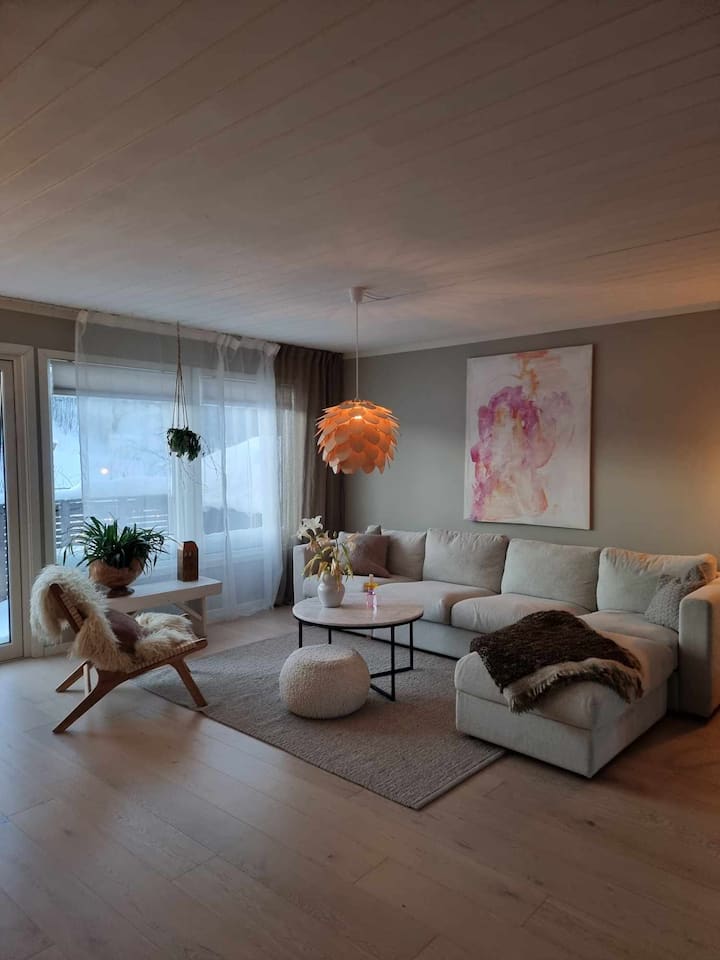 Rekkehus Med Parkering Og Elbil Lader - Trondheim