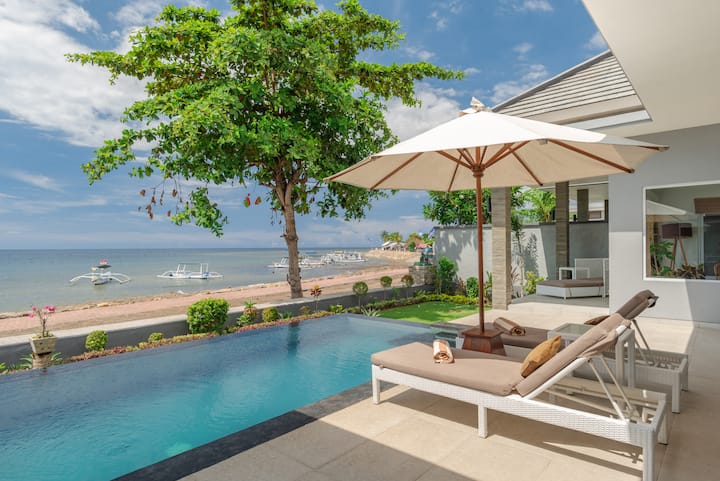10 Best Beachfront Airbnb Vacation Rentals In Bali, Indonesia | Trip101