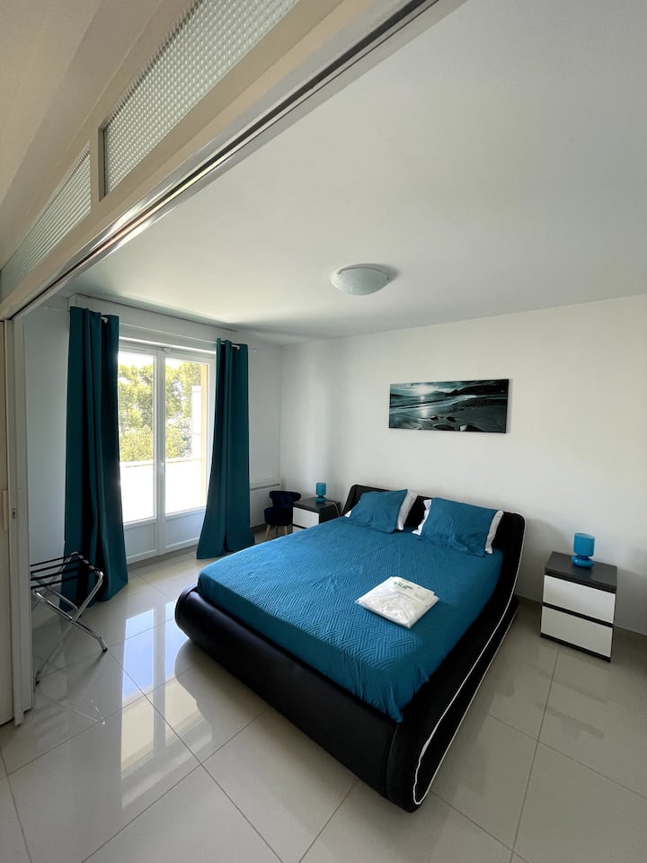 Appartement Plein Sud Avec Une Terrasse Au Calme - Camargue