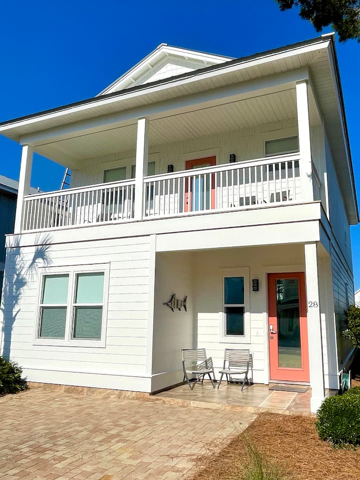 Spacious & Charming, just steps from the beach. - Houses for Rent in ...