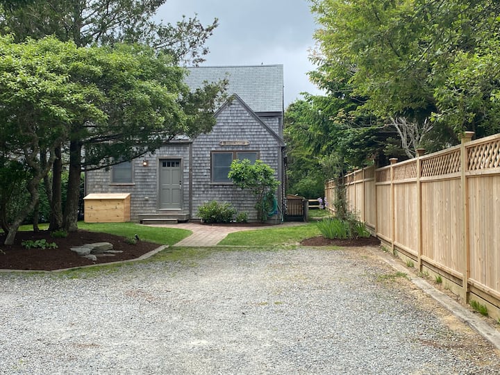 Lovely 1 Bedroom 1 Bathroom Apartment On Nantucket - Nantucket