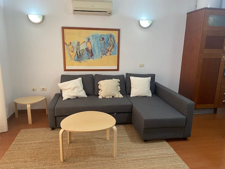 Works Near The Beach Wiith Fast Wifi - El Médano