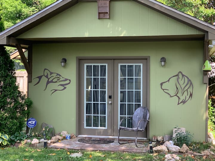 Cozy Private Dwelling In Downtown Raleigh - Raleigh, NC