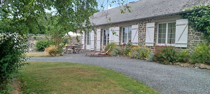 Gîte Entre Terre Et Mer Le Charme à La Chanoinerie - Agon-Coutainville