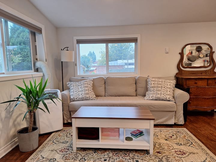 South Orcas Studio - Mercer Island, WA