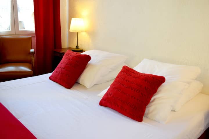 Nouvel Hôtel Saint-raphaël L Coeur De Ville - Fréjus