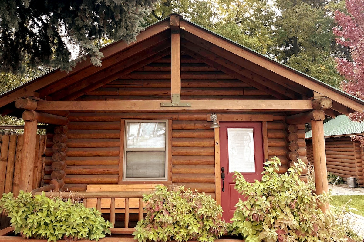 Lucky Cabin at the Long Horse Ranch #4 - Cabins for Rent in Bellevue ...