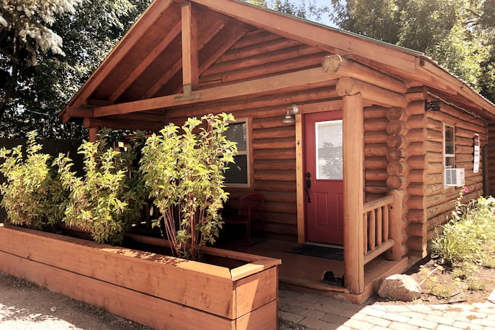 Lucky Cabin at the Long Horse Ranch #4 - Cabins for Rent in Bellevue ...