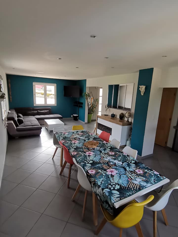 Maison à La Campagne - Nantua