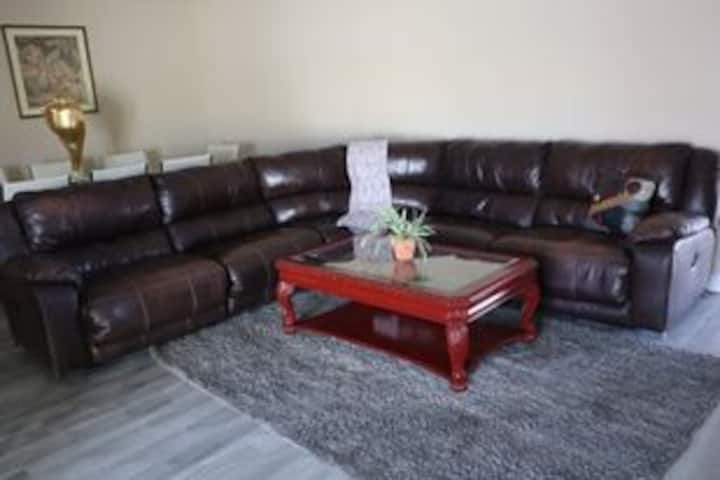 Amazing House 4 Bedrooms 8 Minutes From The Streep - Las Vegas