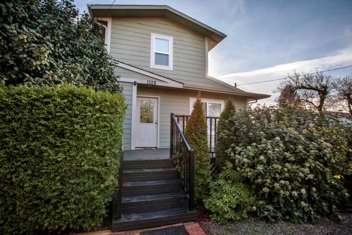 The Edmonds Guest House - Edmonds, WA