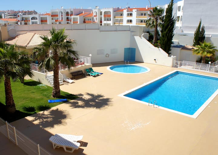 Swimming Pools & Sunny Days Apartment-gentle Rest. - Albufeira