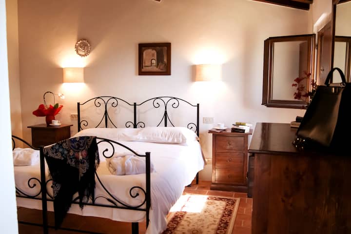 Casa Ficaia, Hamlet With Sharing Pool - Rapolano Terme