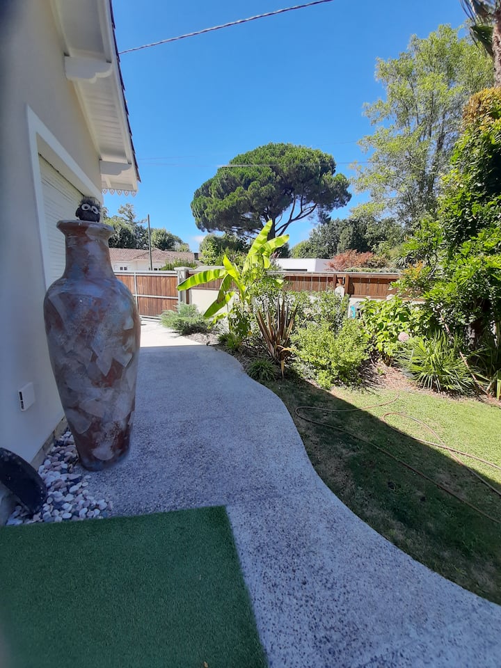 Maisonnette De Vacances  À 300 M Du Bassin - Lanton