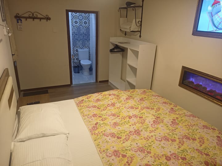 Tulip Flowers - Ena Serenity Boutique Hotel - Selçuk