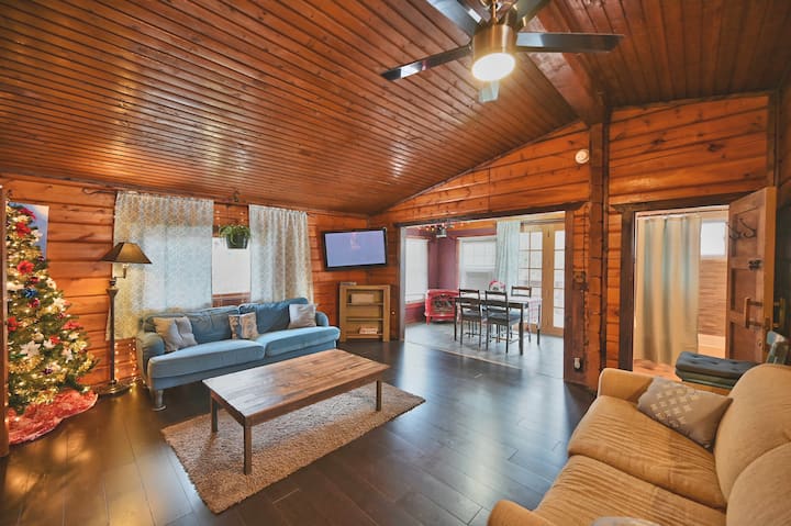 Pocono Mountains Cabin Rentals | House and Cottage Rentals | Airbnb