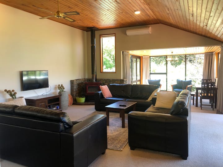 Koura Lodge Queenstown. R1 - Queenstown