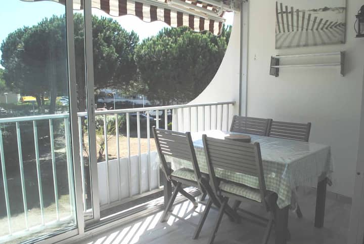 Très Beau Studio à Port Camargue 150 M Plage Sud - Le Grau-du-Roi