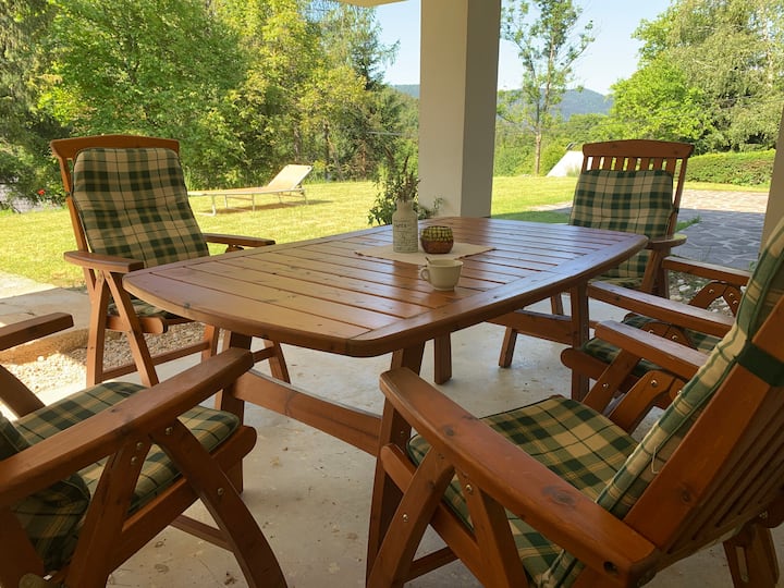 Spacious House With Sun Porch And Big Garden - Slovénie