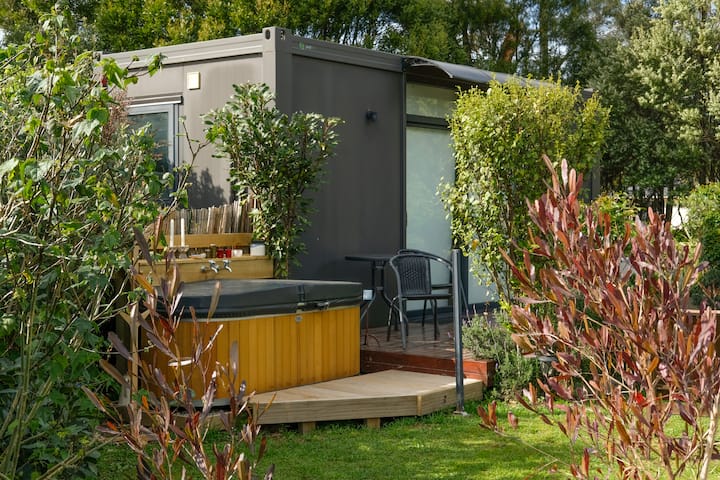 Kererū Rest
Take Time Amongst Nature - Greytown