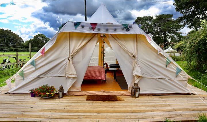Bell Tent Glamping In The New Forest. - Wiltshire