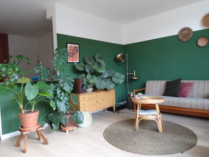Cozy Bohemian Apartment North Of City Centre - Utrecht