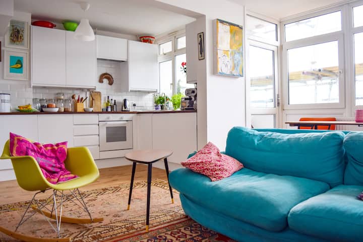 Snug & Sunny 3-bed, City View, Columbia Road - Londres