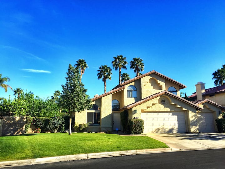 3 Bedroom House, Private Pool & Spa - Palm Desert, CA