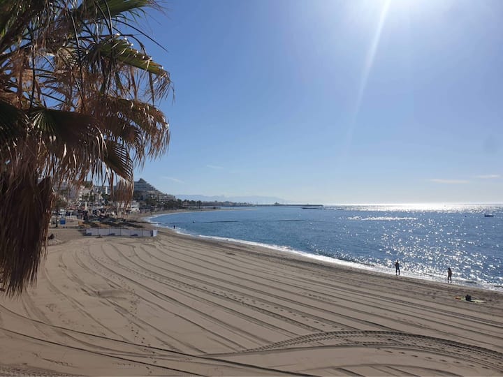 Bright, Clean, Spacious, Close To Beach - Benalmádena