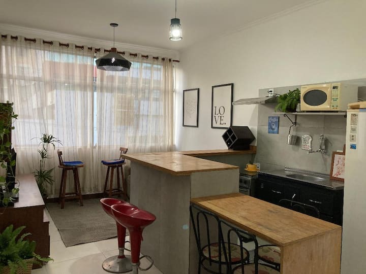 Apt 2/4 Mobiliado, Decorado E Com Utensílios - Salvador