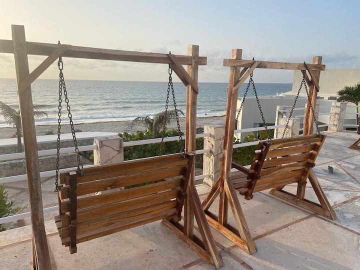 *Cancun Beach Resort*
Balcony - Cancún