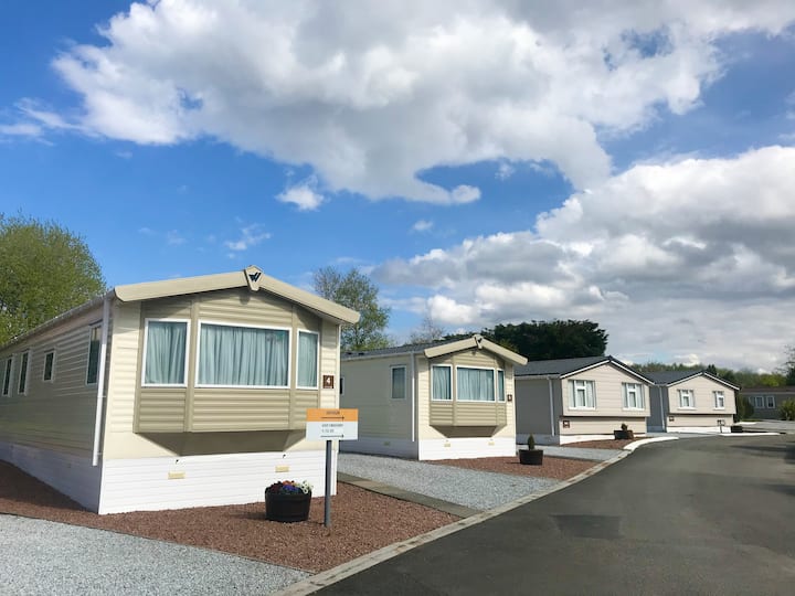 Holiday Home: No 4 - Red Deer Village Holiday Park - Glasgow