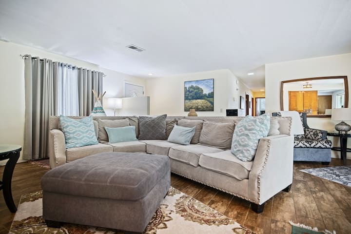 1 Mile From Sequoia Park Entrance! 2-6 Guests! - Three Rivers, CA