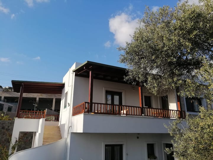 Yalıkavakta Full Eşyalı 2+1 Daire - Yalıkavak