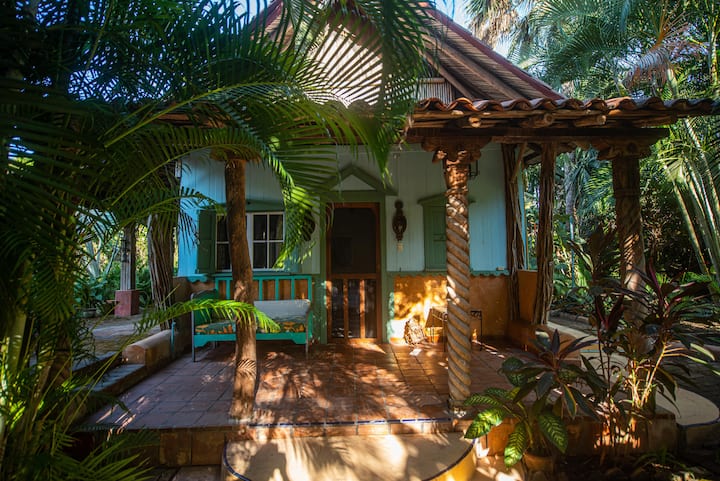 Estudio (Casita) In Tropical Garden Beach Paradise - Zihuatanejo