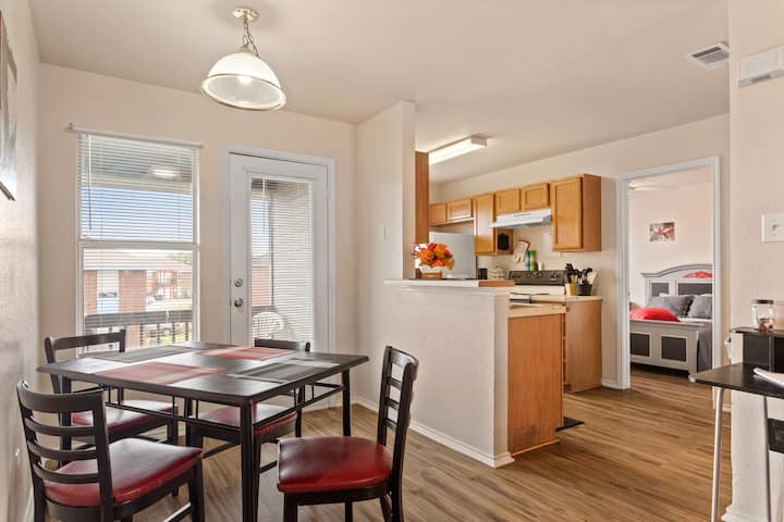 Lovely Private 2b1b Condo Mins From Ft Hood & Town - Harker Heights, TX