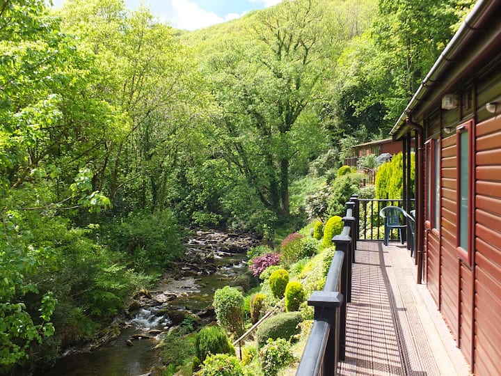 Stunning 3 Bed Riverside Lodge In Lynton. - Lynton