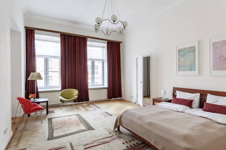 Large Apartment “1912” At Anichkov Bridge - Saint-Pétersbourg
