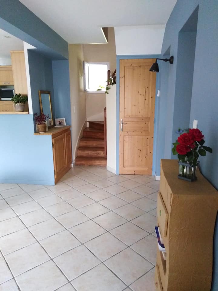 Agréable Maison Avec Jardin Arboré - Chauray