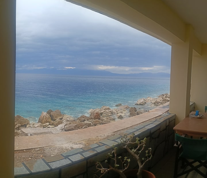 Casa En La Ola, Encantadora Y De Ensueño - Grecia