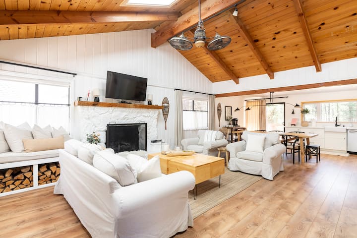 Luxury Cabin, Large Yard With Spa, Air Condition - Big Bear, CA