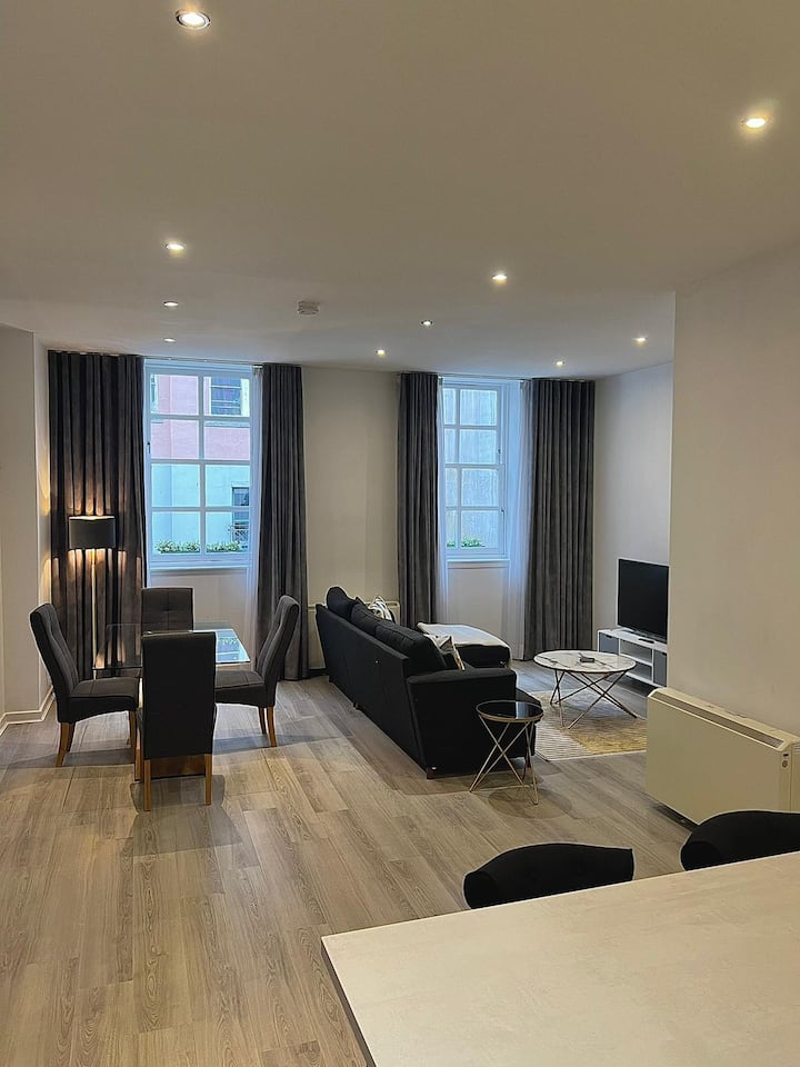 Heart Of Merchant City Modern 2 Bedroom Flat - Glasgow